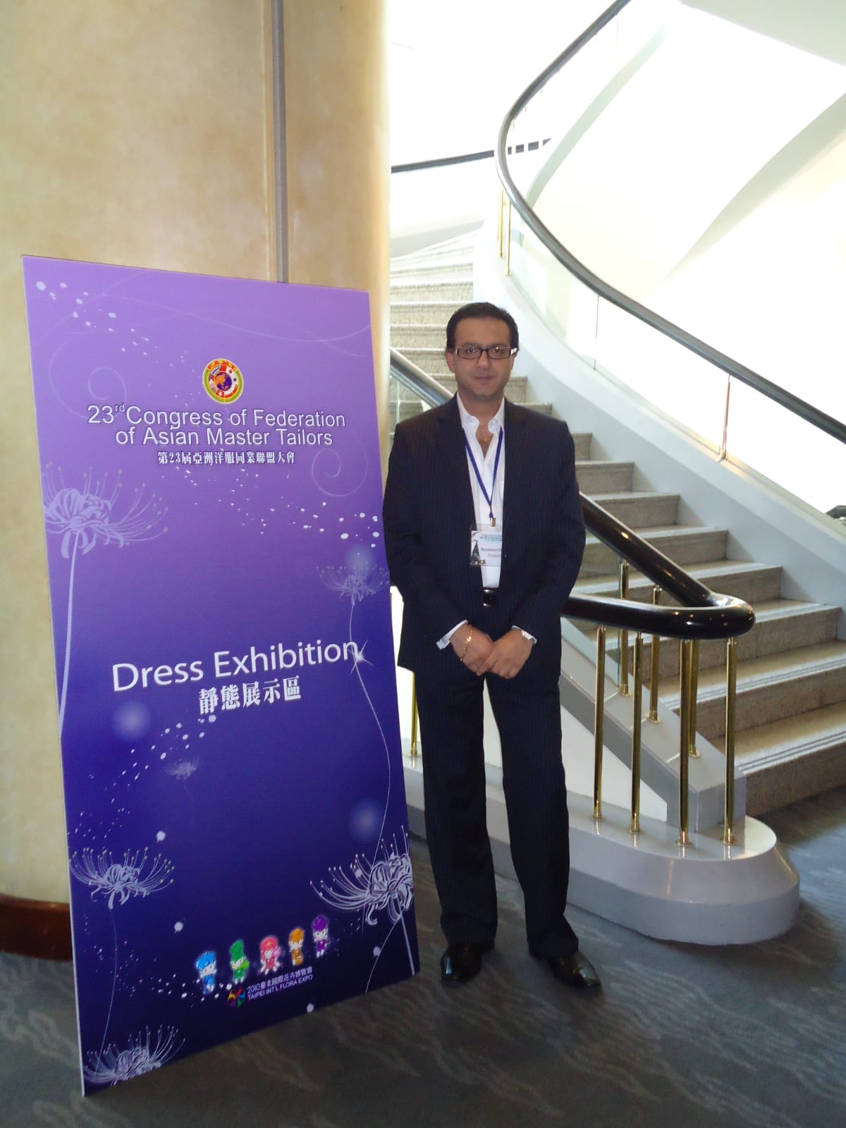 ABOUT US - My Singapore Tailor-Tailors in Singapore